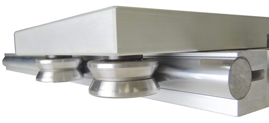 Wanneer gebruik je een lineaire geleiding met loopwielen? | Almotion