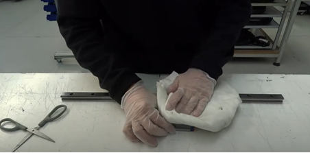 Lineaire geleiding ingebruikname - Almotion B.V.